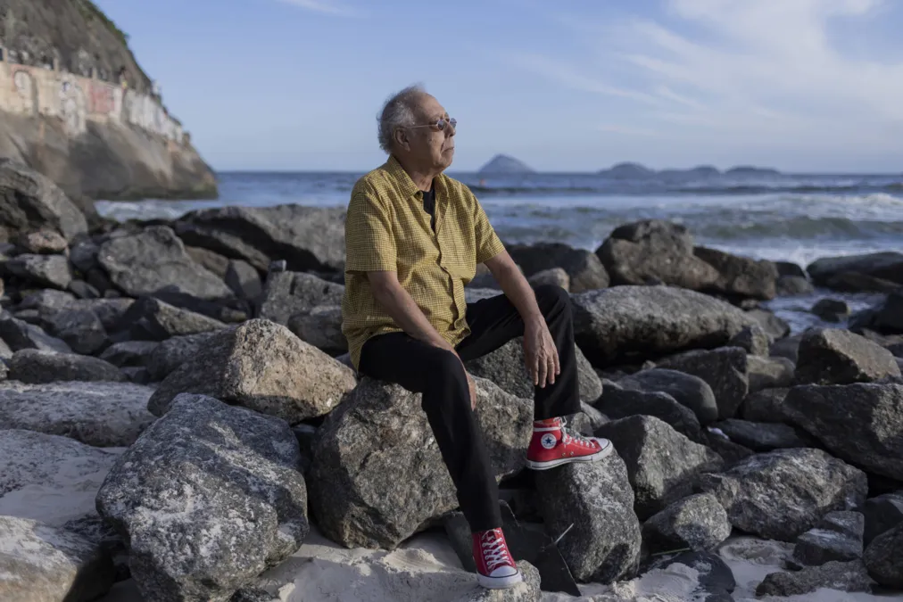 Jards Macalé chega 80 anos e lança "Coração Bifurcado"