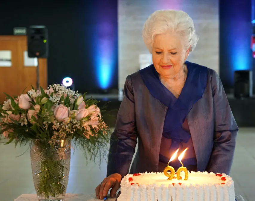 Os 90 anos de Maria de Moraes