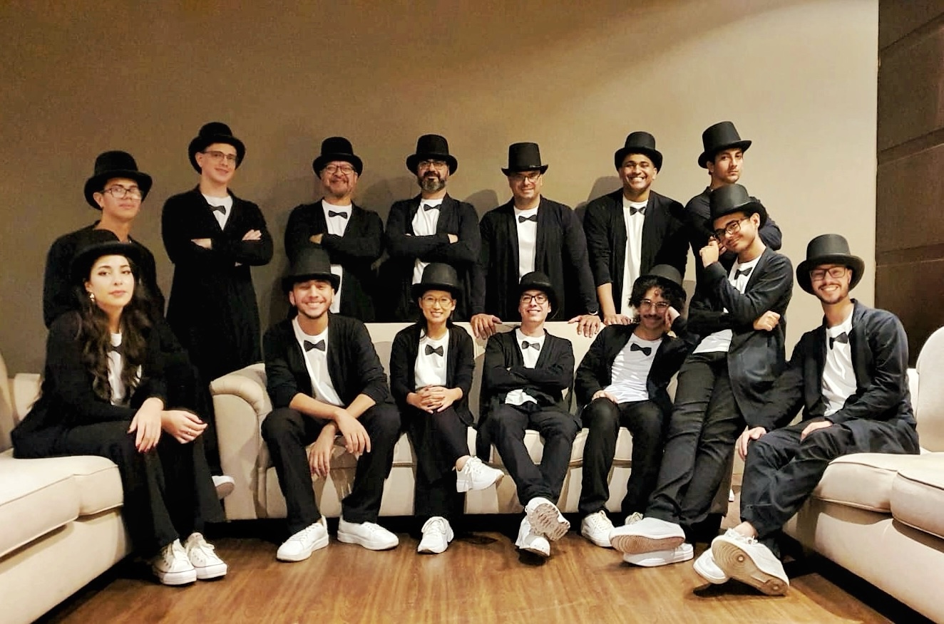 Oppera Big Brass Band embala Londrina ao ar livre