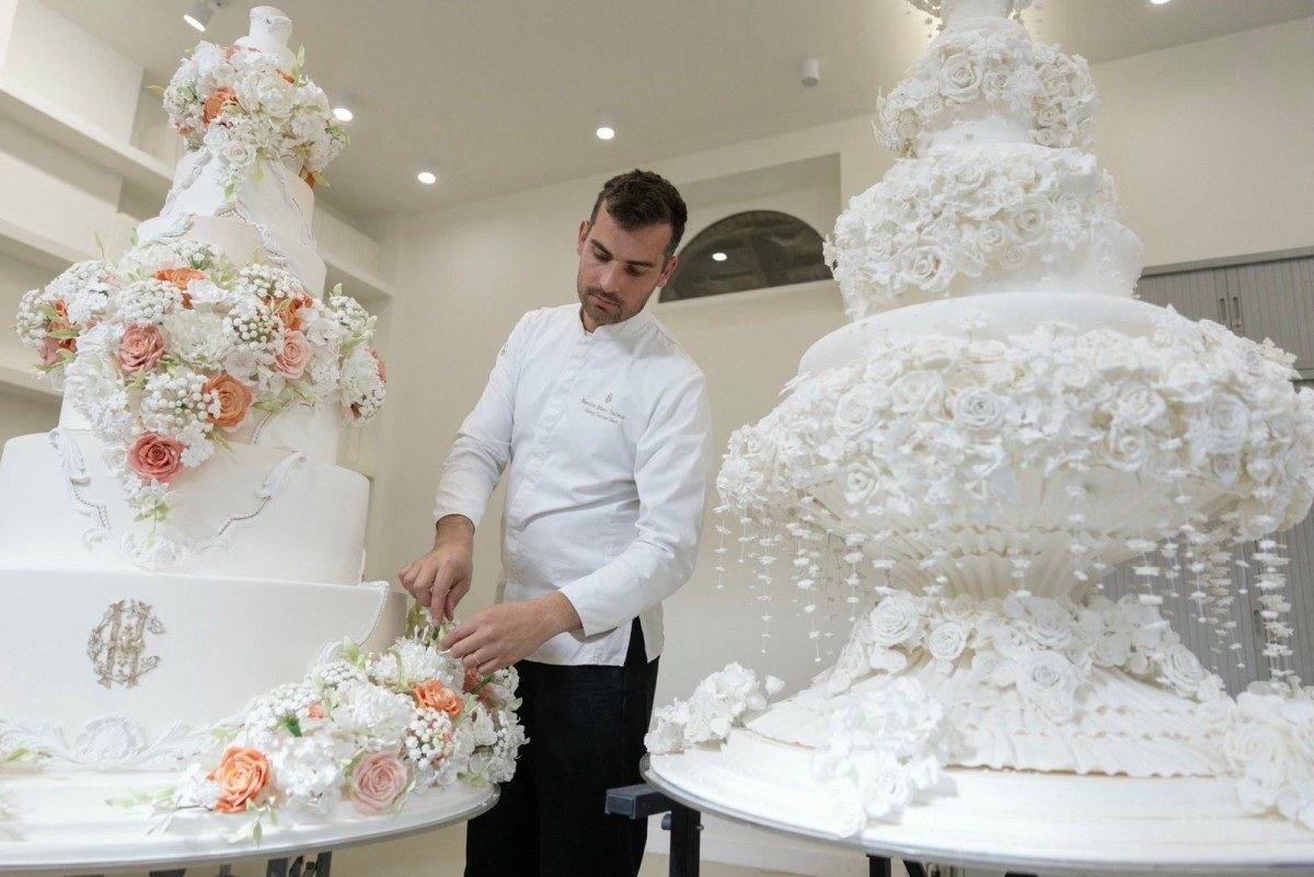 O seleto mundo dos bolos de casamento superluxuosos