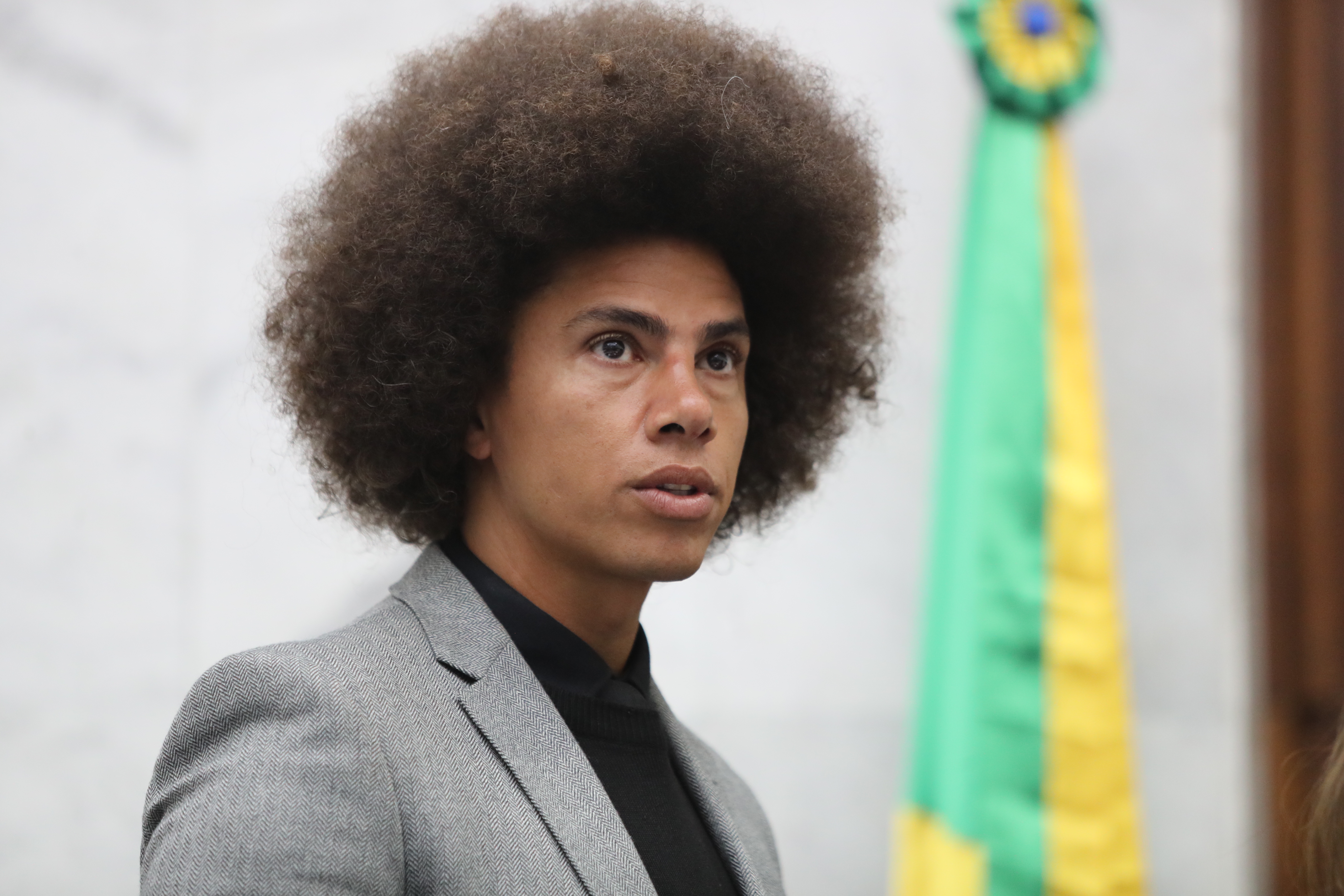 Justiça suspende sessão que poderia cassar Renato Freitas
