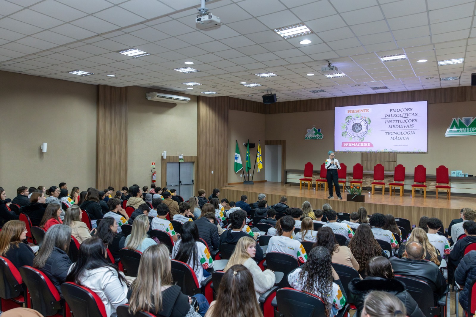 Projeto +Enem prepara alunos da rede pública do PR para o vestibular